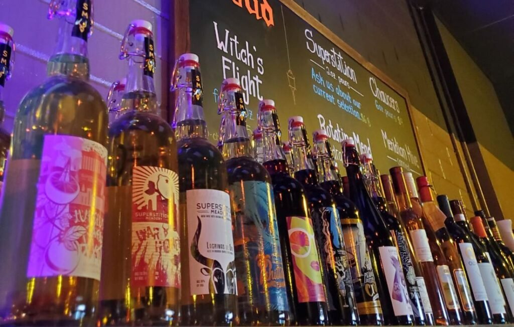 11 Best Bars in Tucson | Top Spots for Drinks & Great Vibes